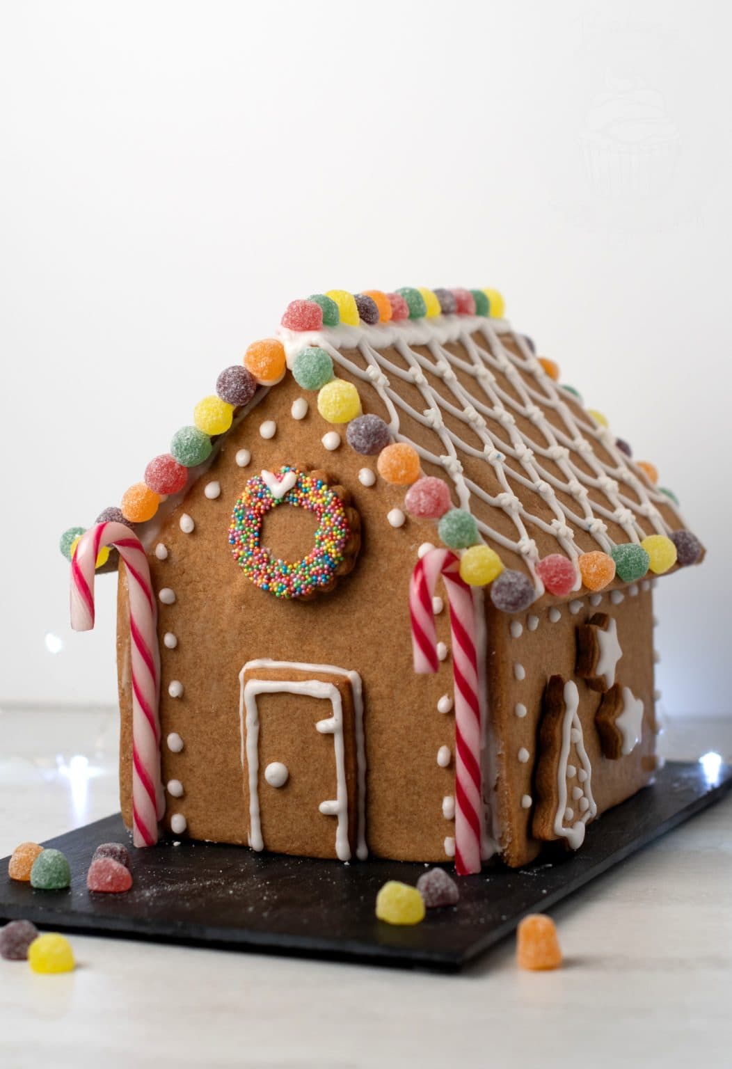 Gingerbread House - Baking with Granny